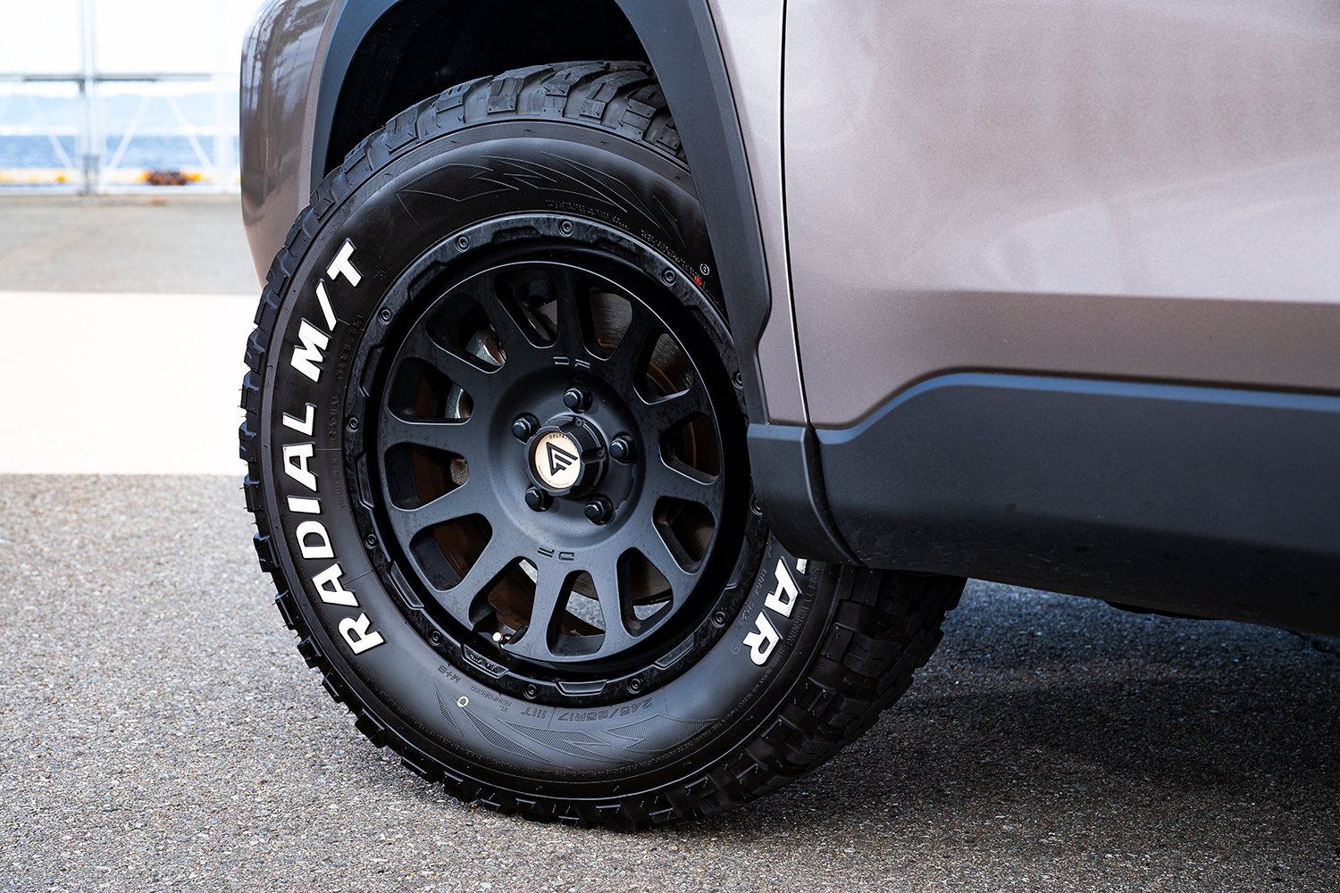 カローラクロス RAV CROSSコンプリート | グラビスオートファクトリー