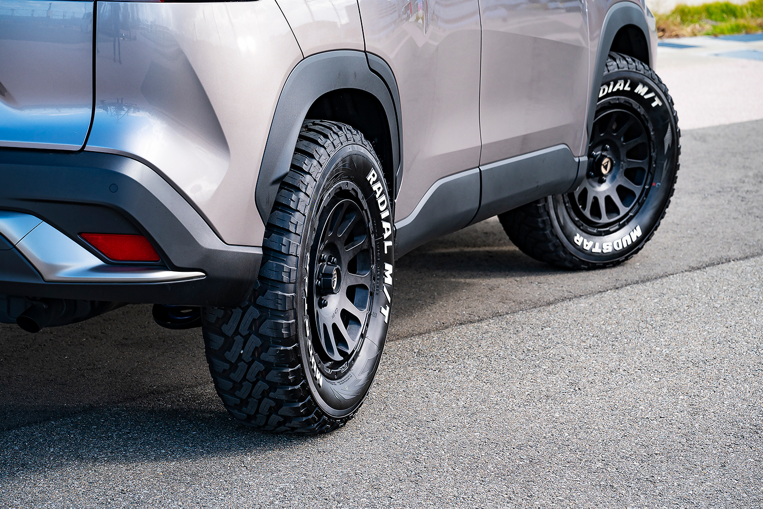 カローラクロス RAV CROSSコンプリート | グラビスオートファクトリー