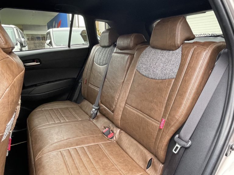 新車 カローラクロス RAV CROSSデモカー | グラビスオートファクトリー